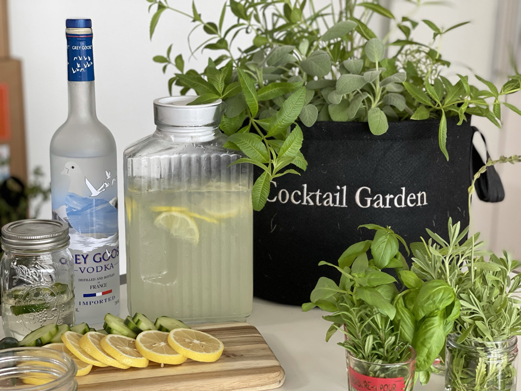Twisted Garden Fresh Lemonade Recipe - THE SAGE